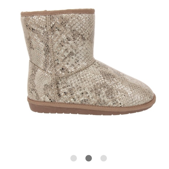 True Craft | Shoes | True Craft Faux Fur Lined Boots | Poshmark